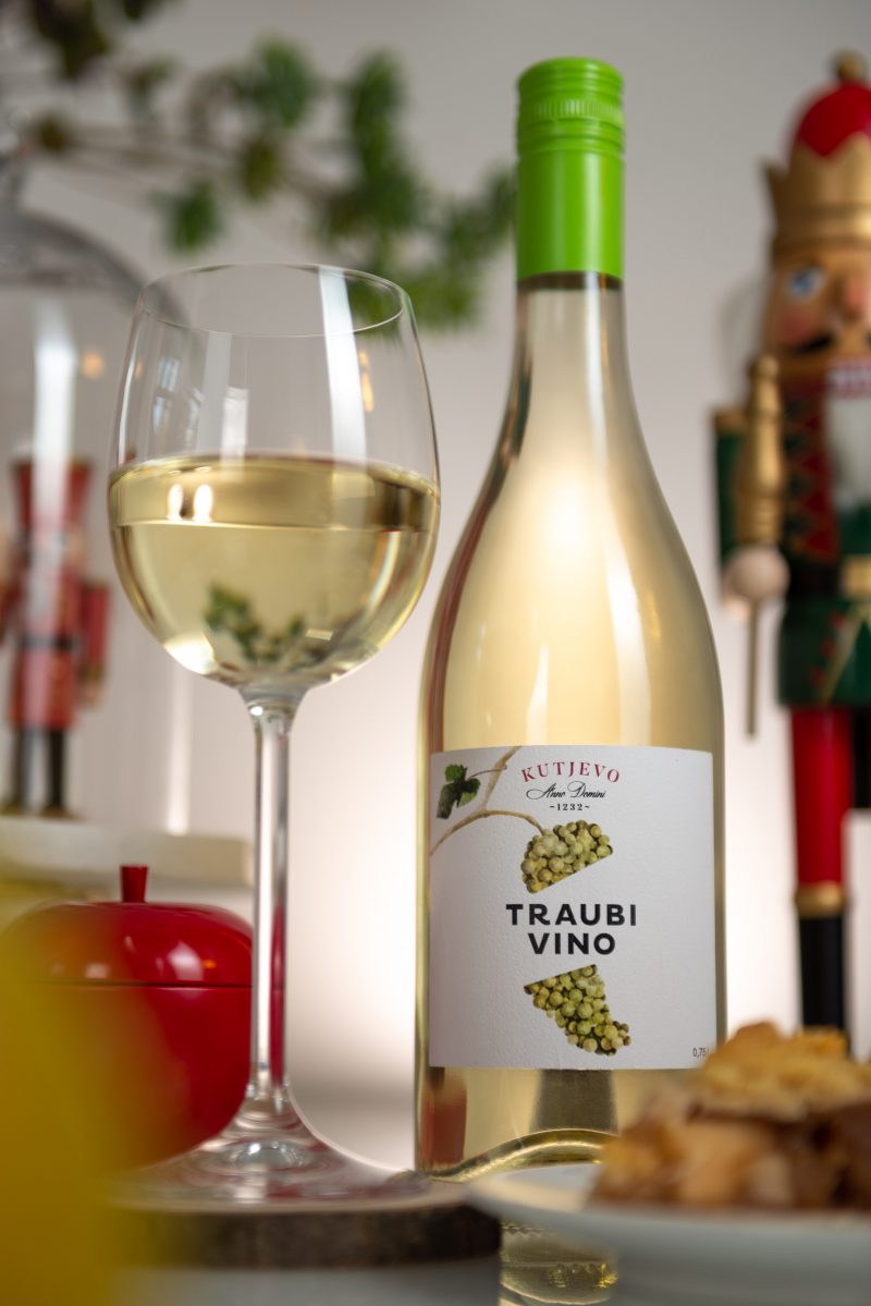 Kutjevo Traubi – Aromatizirano piće na bazi vina za slatke trenutke ...