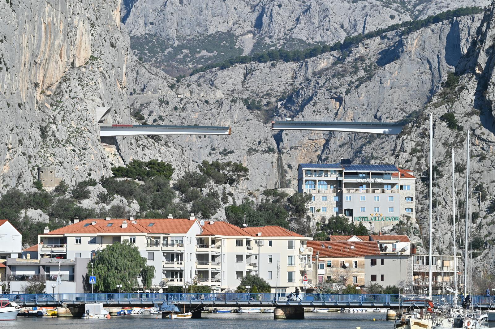 Ovako danas izgleda gradilište najkompleksnijeg mosta u državi. Svi i ...
