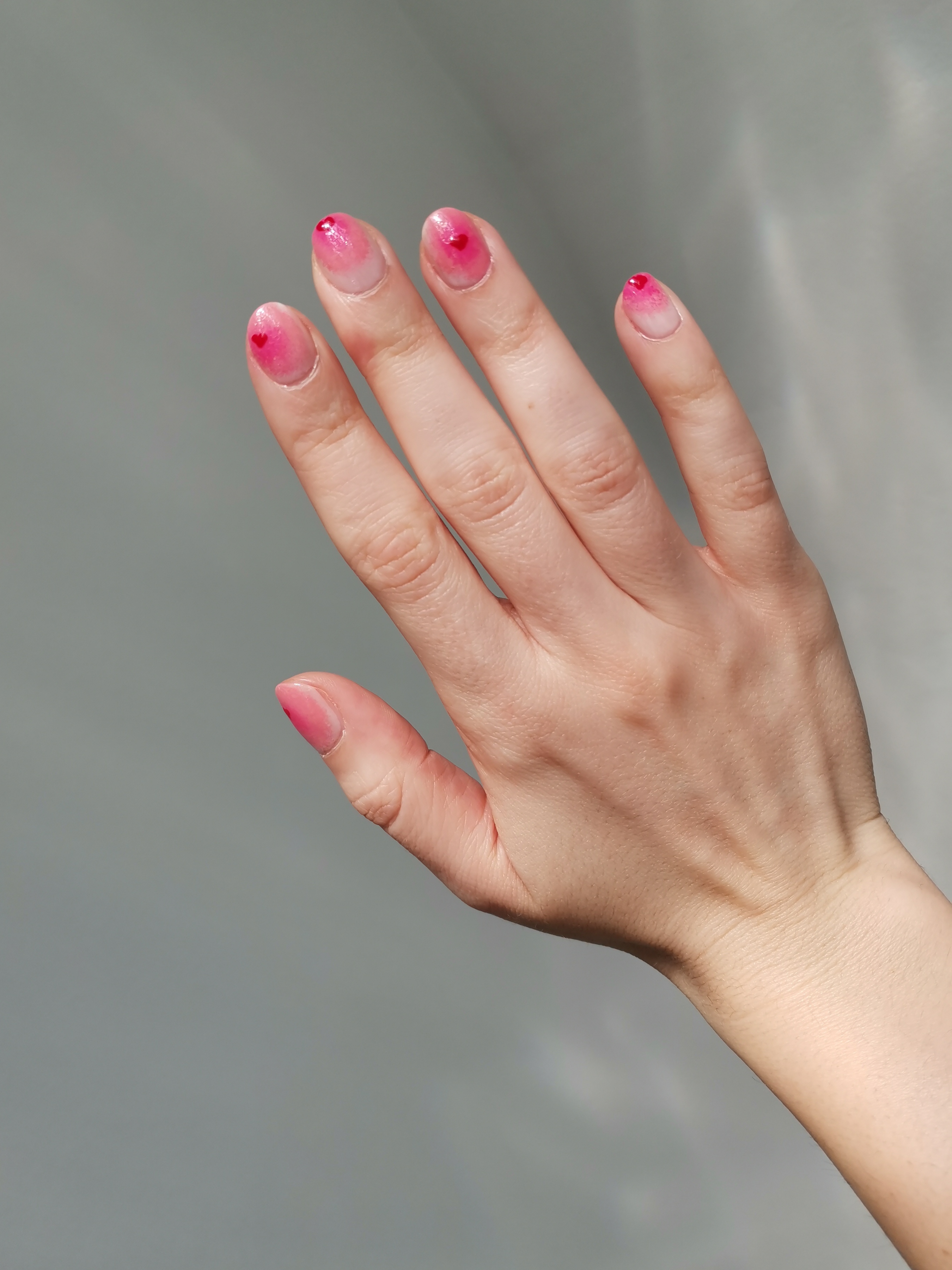 3 fora manikure za Valentinovo | Super1.hr