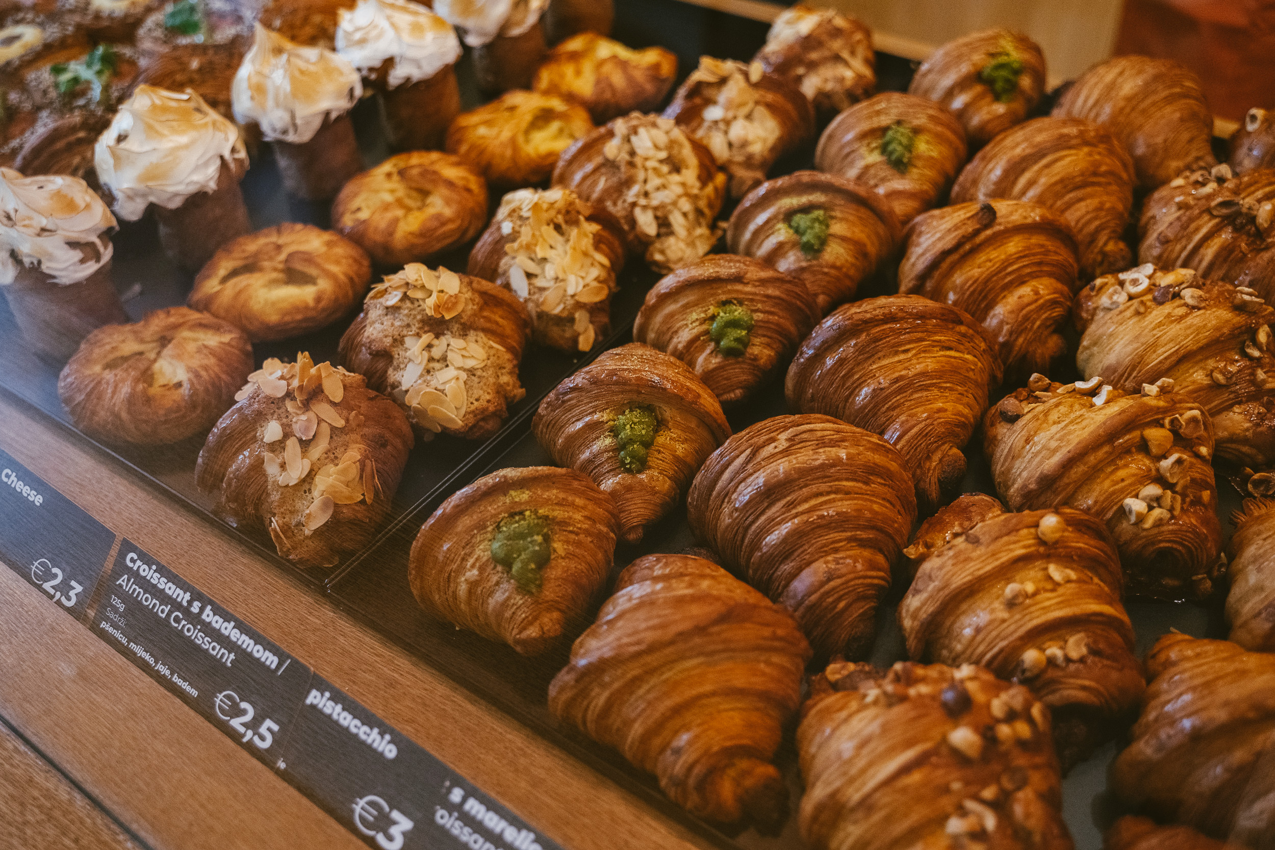 Posjetili smo Boogie lab: Novo hip mjesto u gradu koje je pekara i bar ...