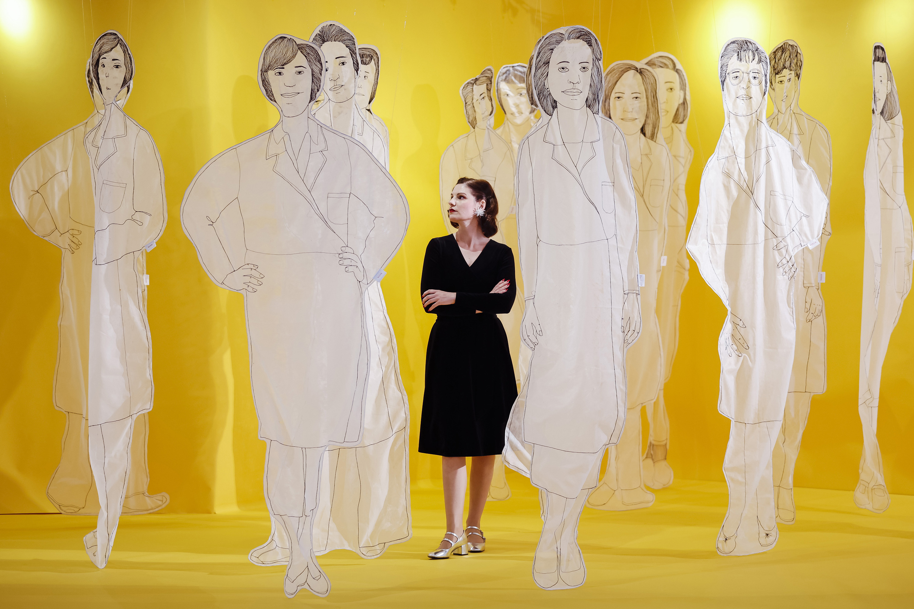 Otvorena dojmljiva izložba Ivane Mrčele koja slavi hrvatske tekstilne ...