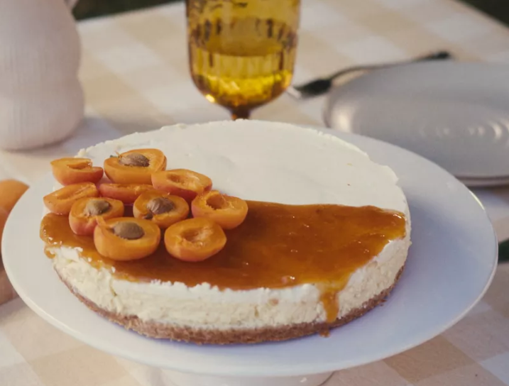 Brzi recept za cheesecake s marelicama | Super1.hr