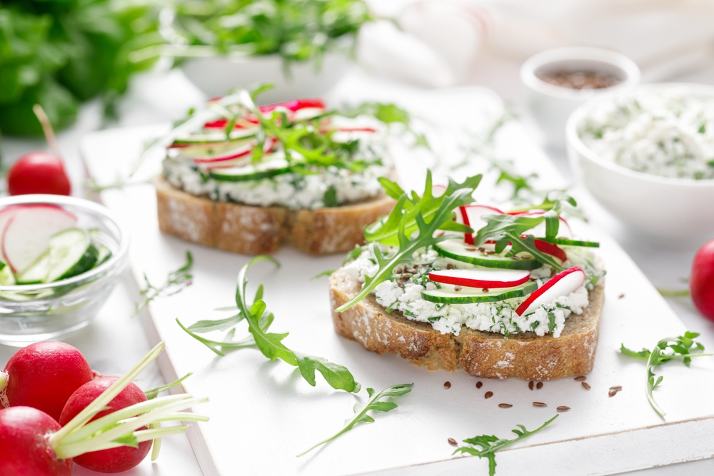 Koliko je kalorična skuta? Sir kojeg obožavaju sportaši i nutricionisti ...
