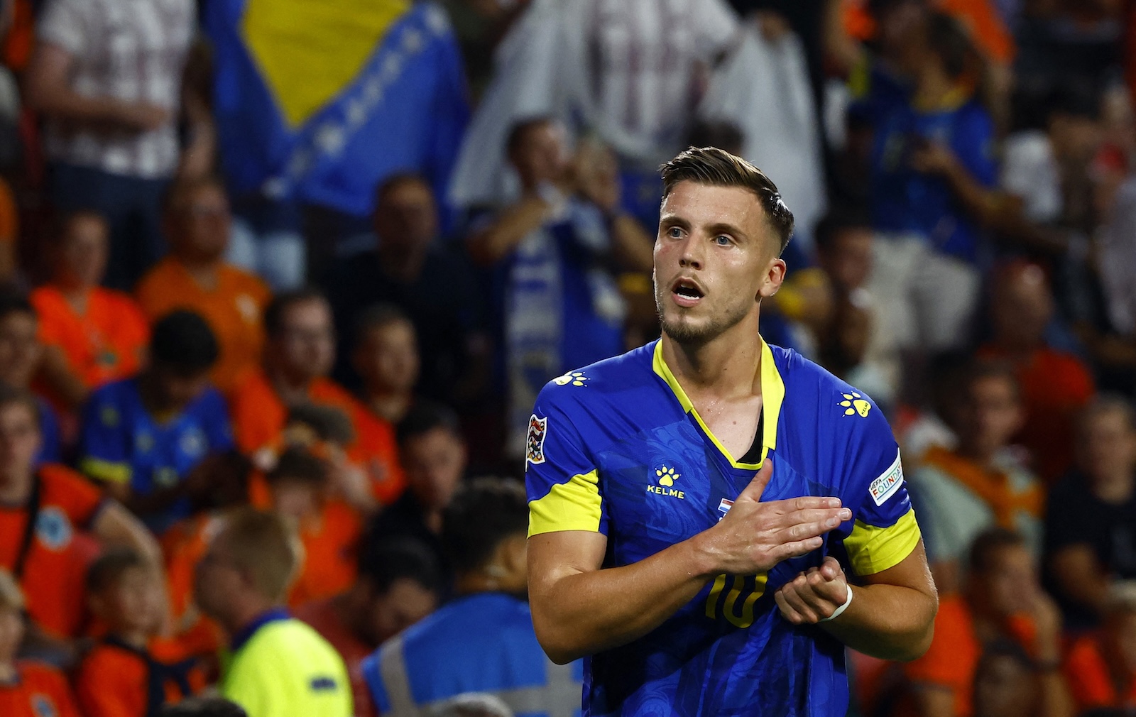 Ermedin Demirović trebao bi naslijediti Edina Džeku | Telegram.hr