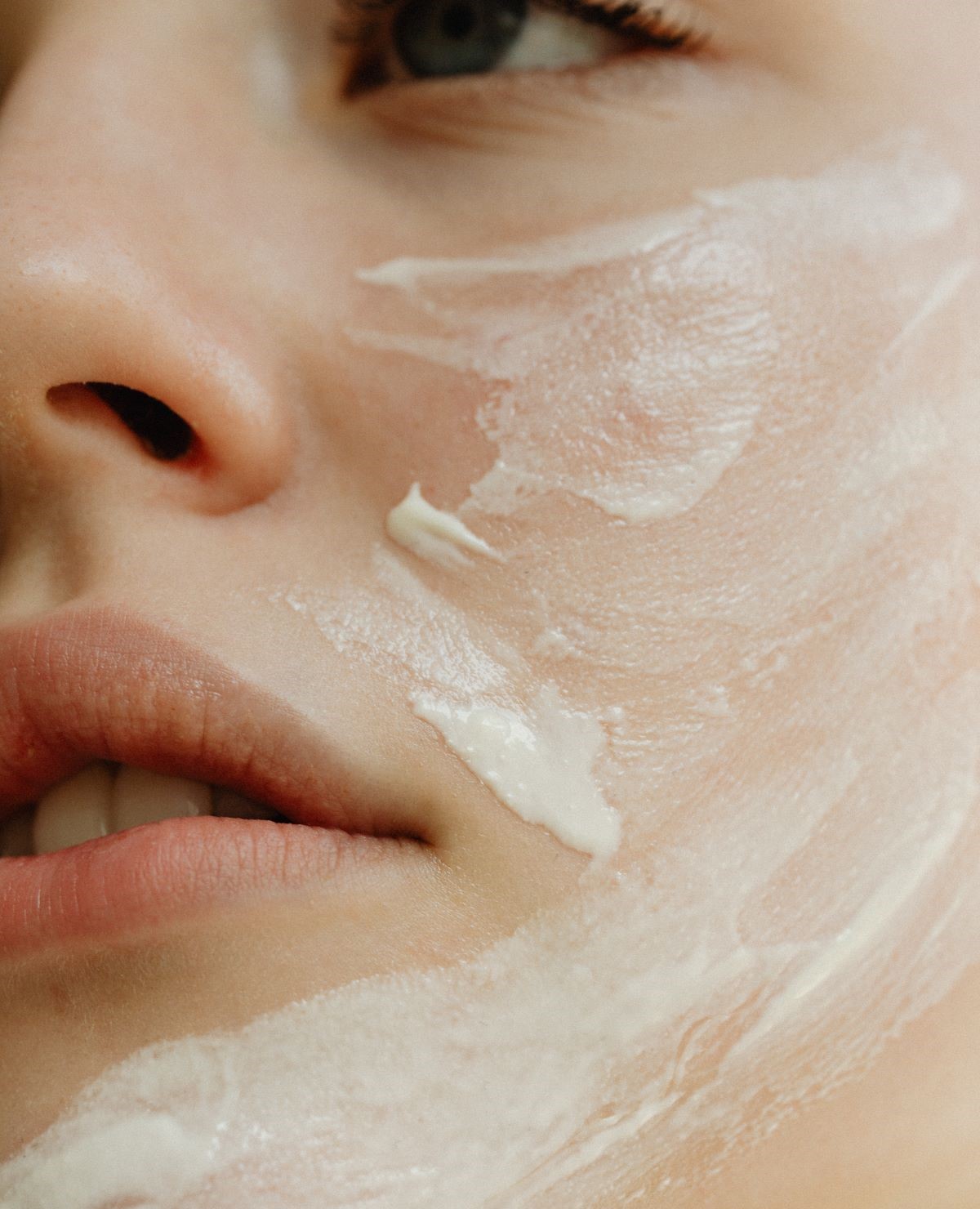 Izgorjeli ste na suncu? Ove maske za lice umiruju i regeneriraju ...