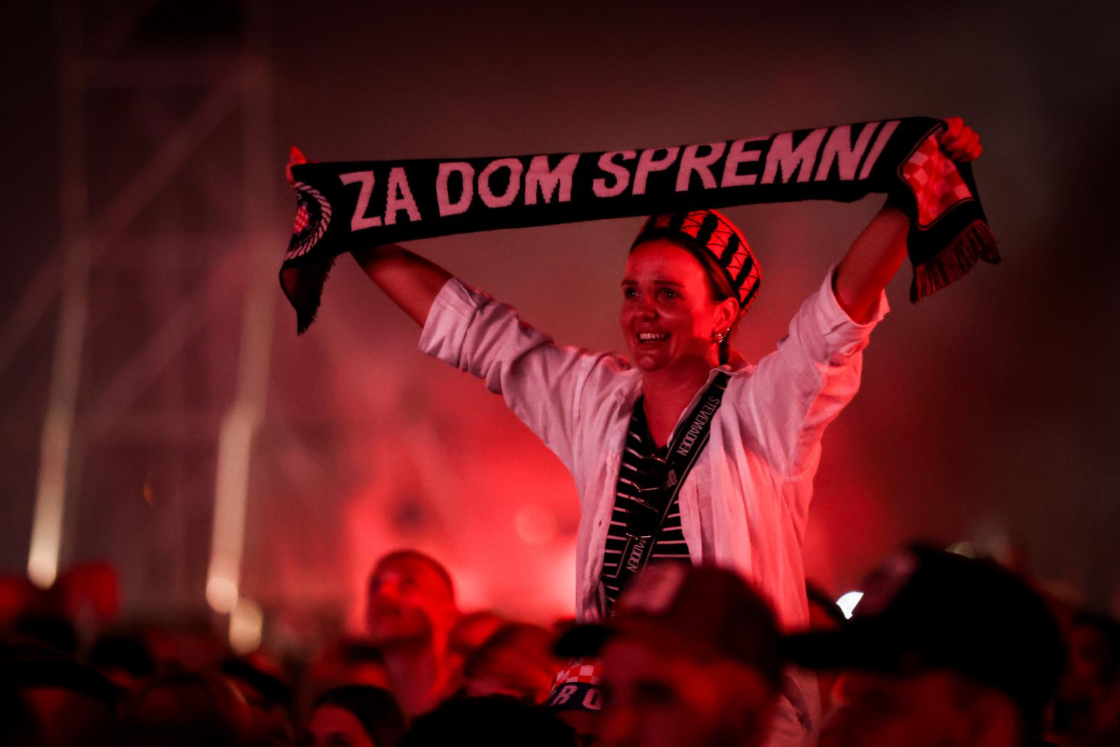 Ovo su najupečatljiviji prizori s Thompsonovog koncerta na Hipodromu | Telegram.hr