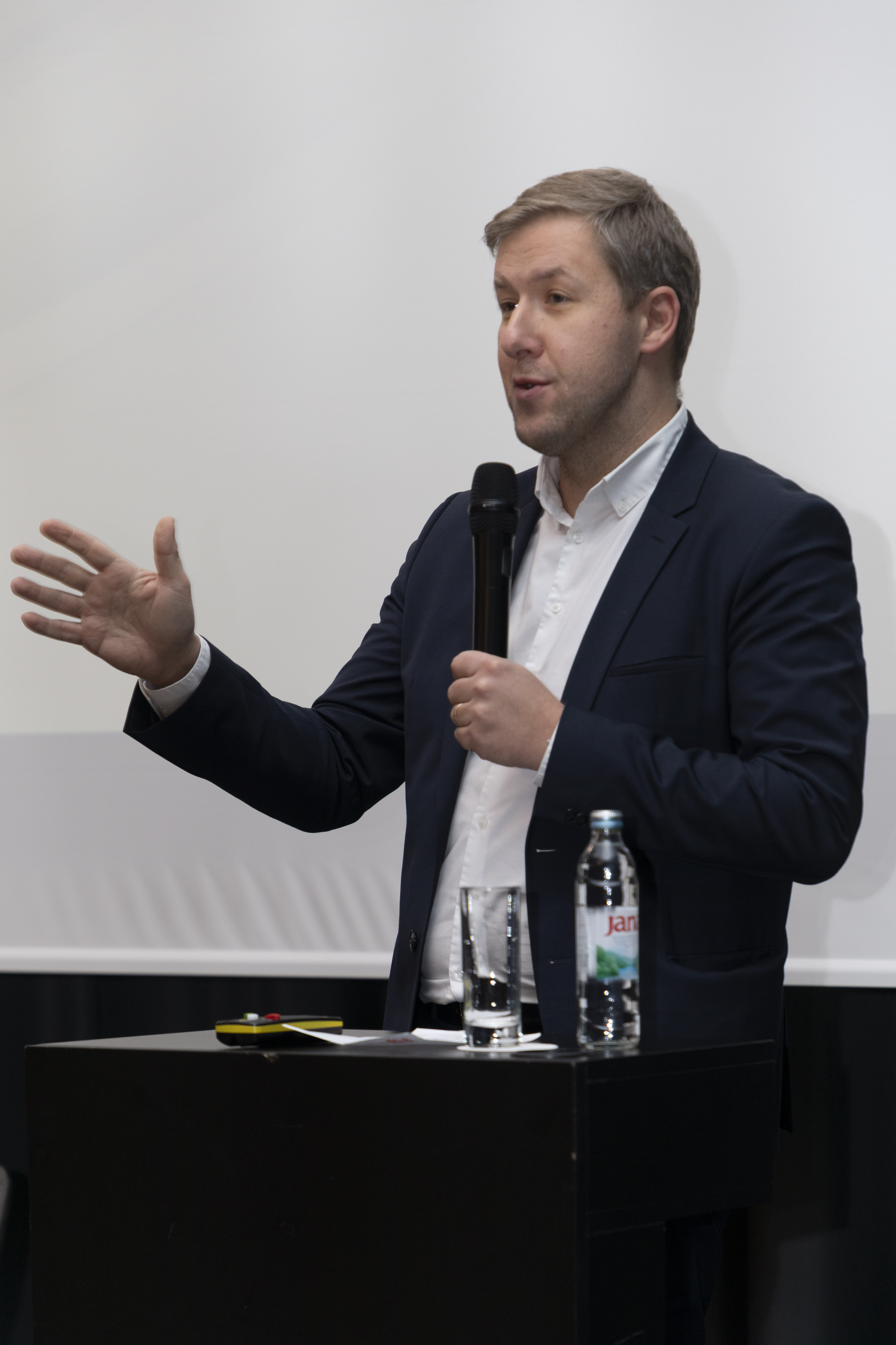 Za uspješniju borbu protiv pušenja započinje edukacija liječnika i ...