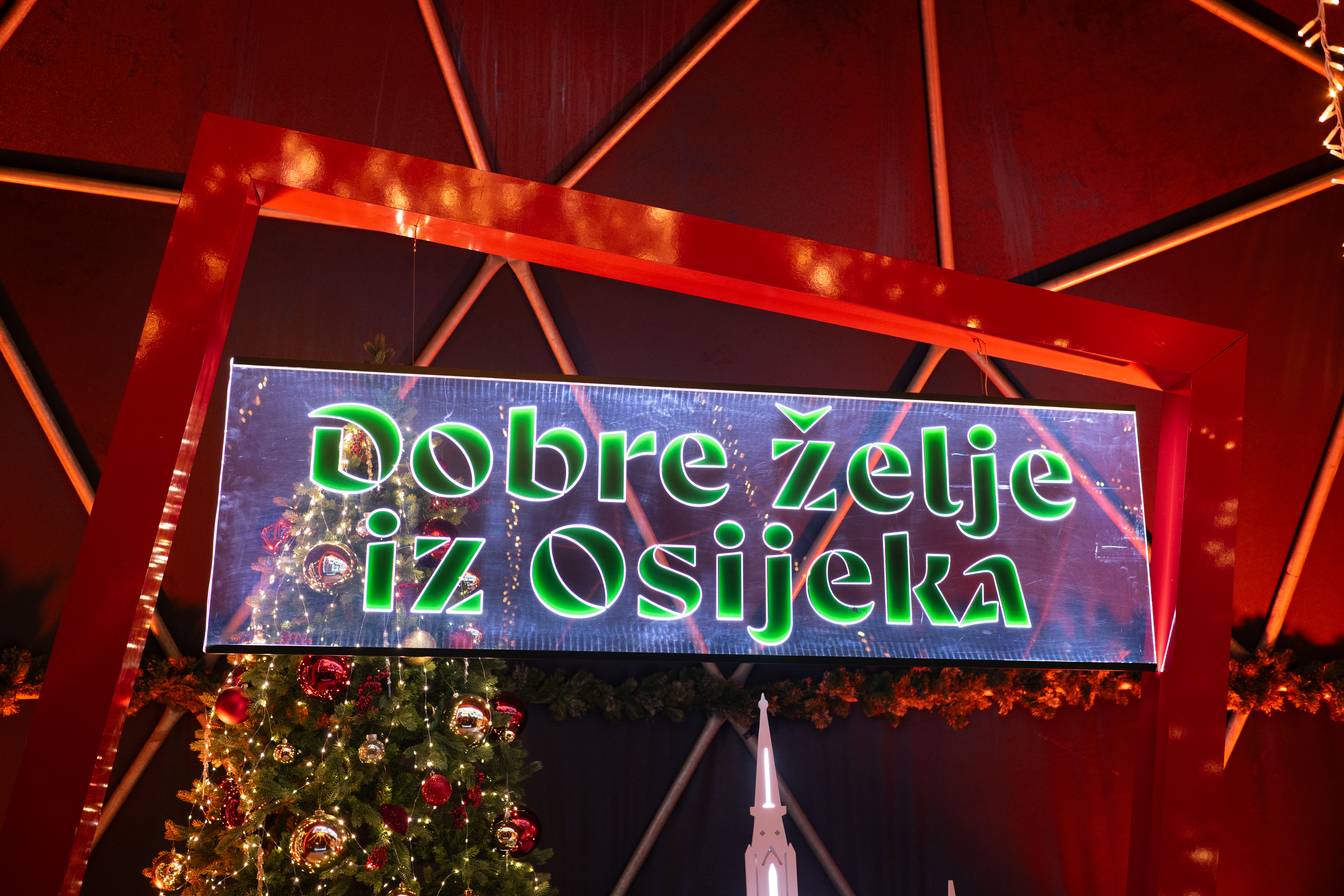 Advent u Osijeku donosi spoj pravih čari i tradicije blagdana | Telegram.hr
