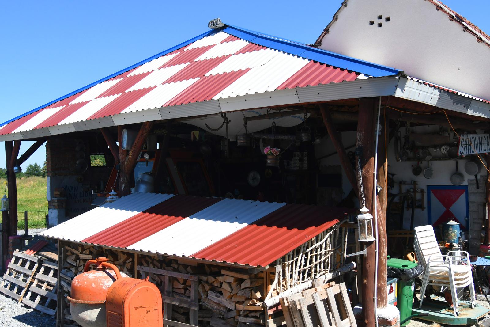 Foto. Ovo je nestvarno imanje kraj Pakraca s kućom 'Šahovnicom ...
