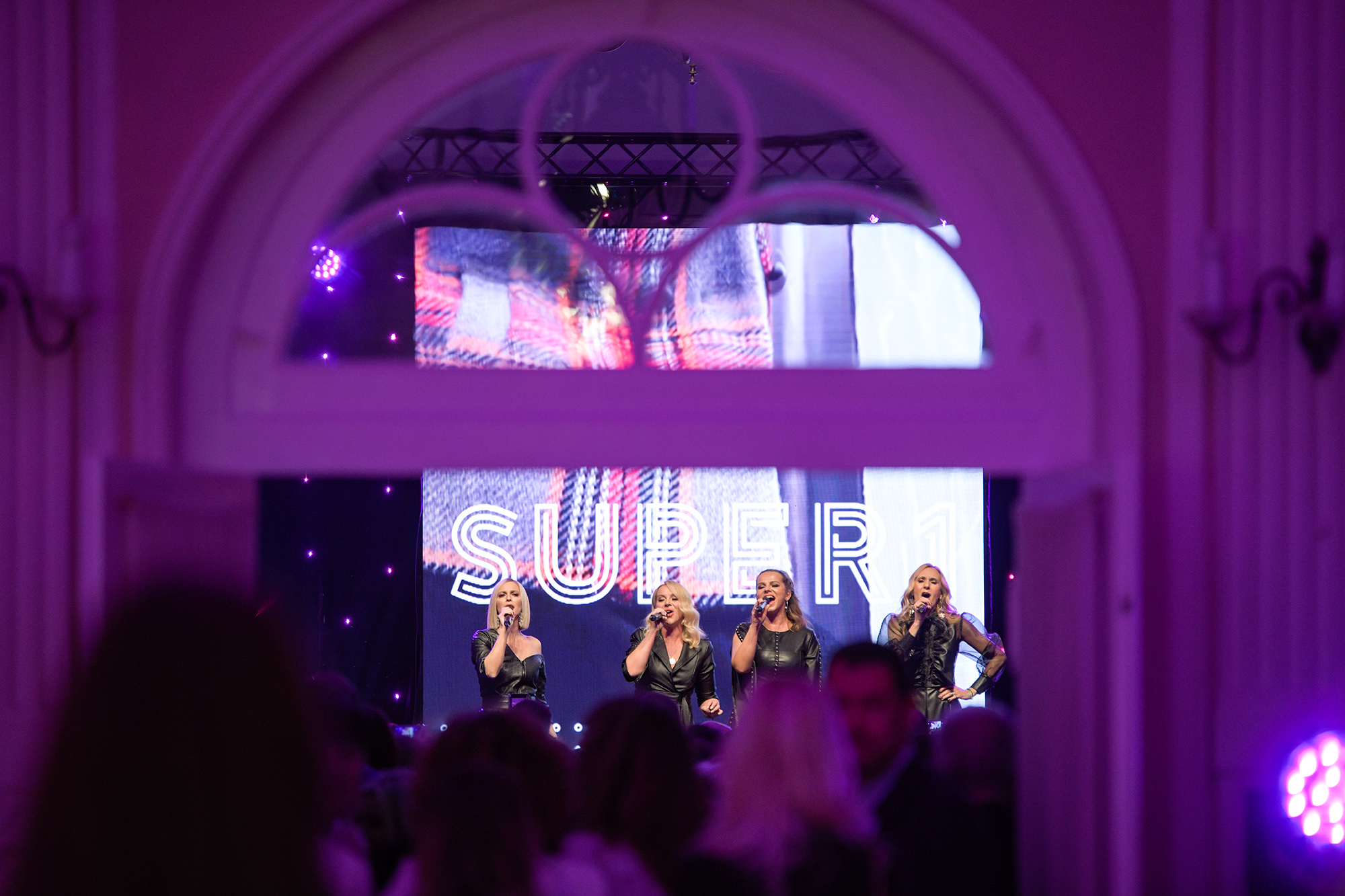 Nakon gotovo 15 godina, grupa Divas ponovno je nastupila zajedno ...